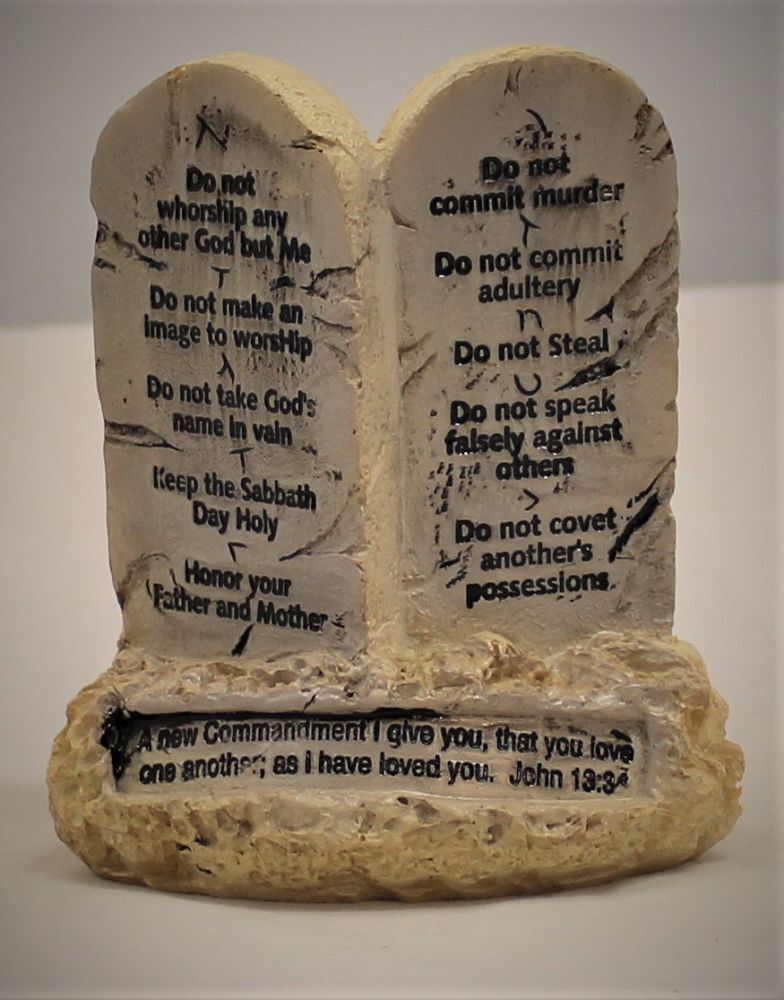 Ten Commandments Tablets Statue | St. Moses Bookstore